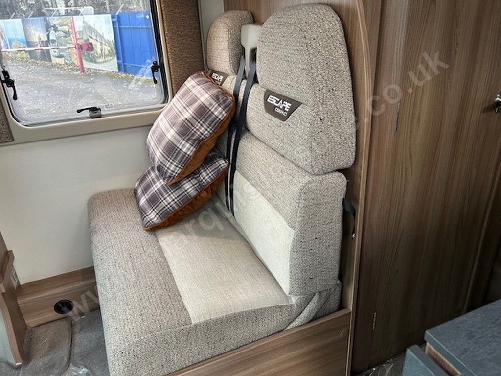 SWIFT COMPACT 205 60248