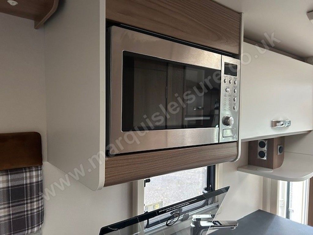 SWIFT COMPACT 205 60248