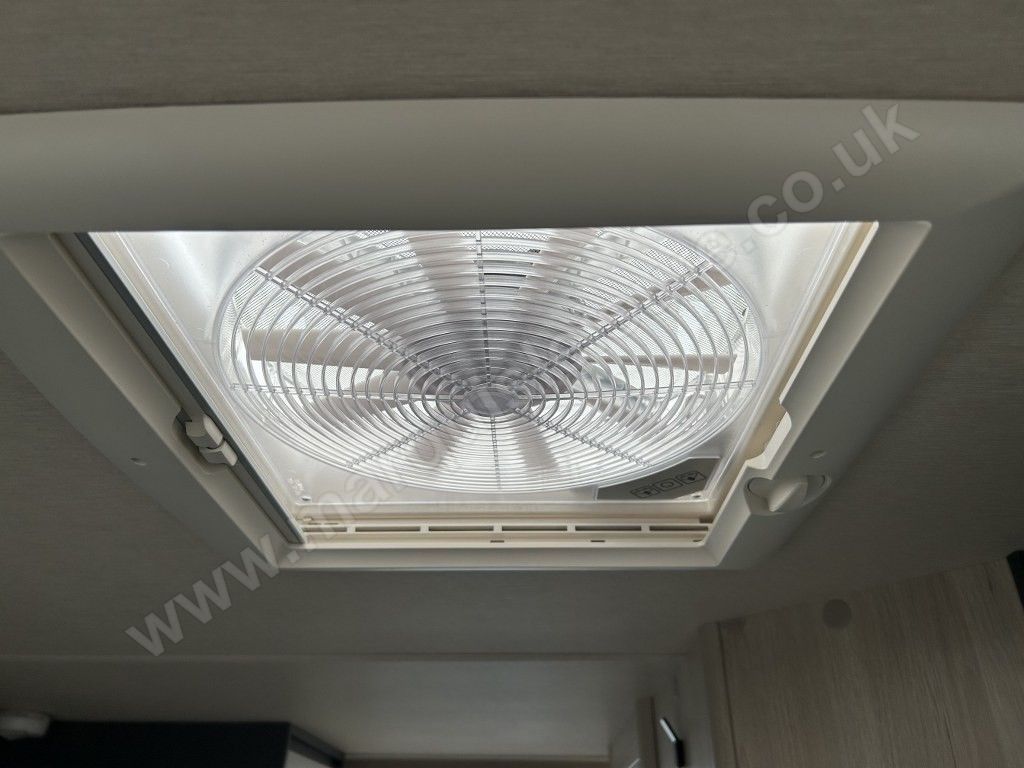 AUTO-TRAIL F-LINE F68 59499